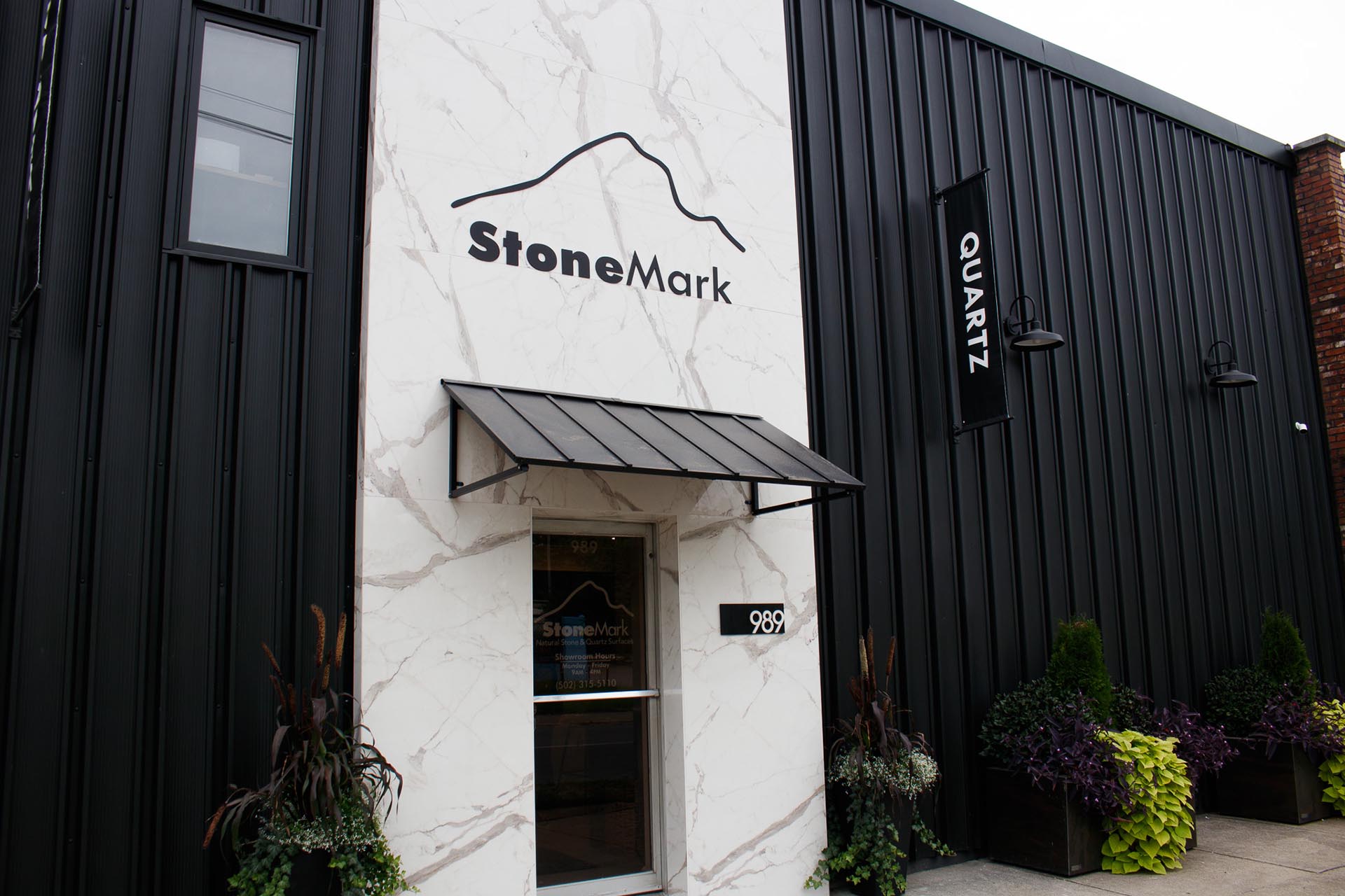 Ultracompact Porcelain Countertops - StoneMark Granite